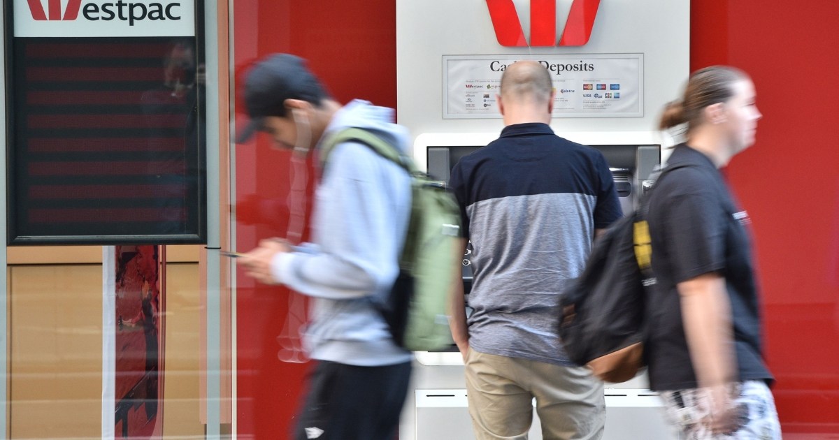 Westpac expands fee-free ATM network amidst mass retreat