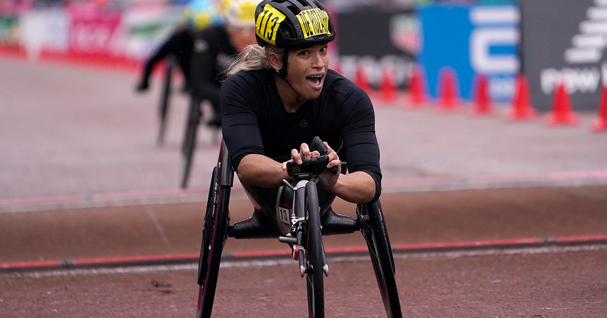 Madison de Rozario wins London Marathon in record time