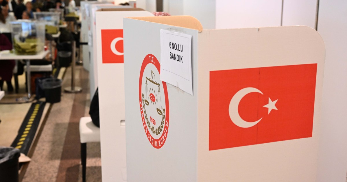 Turks abroad begin vote in presidential election runoff
