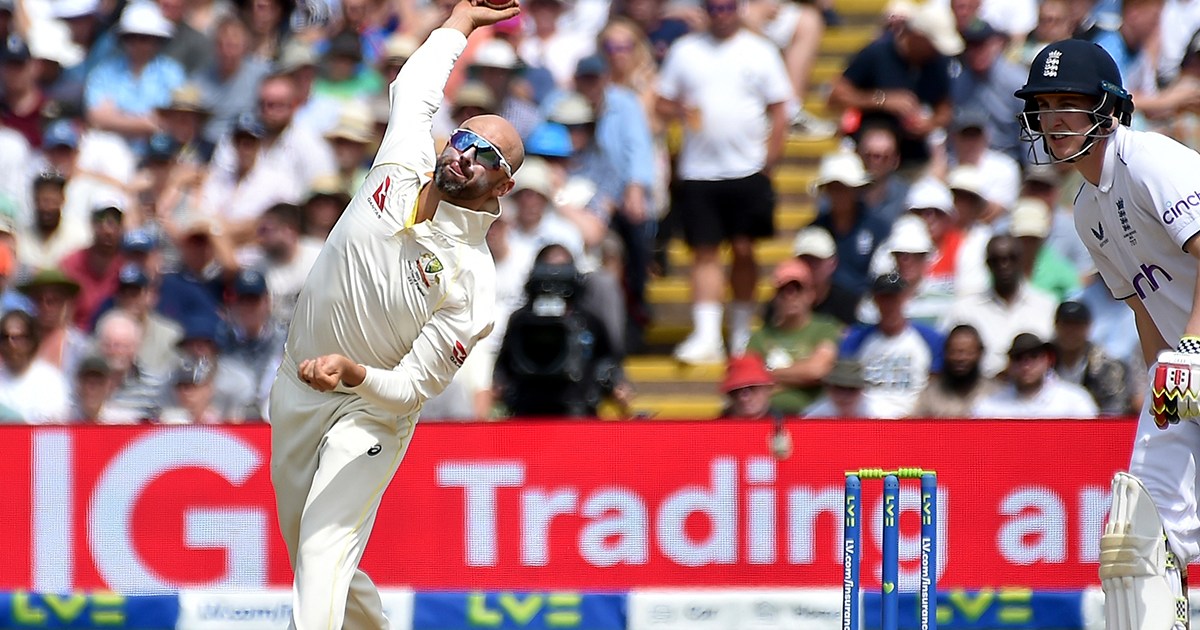 England sets Australia 281 for victory in first Ashes Test