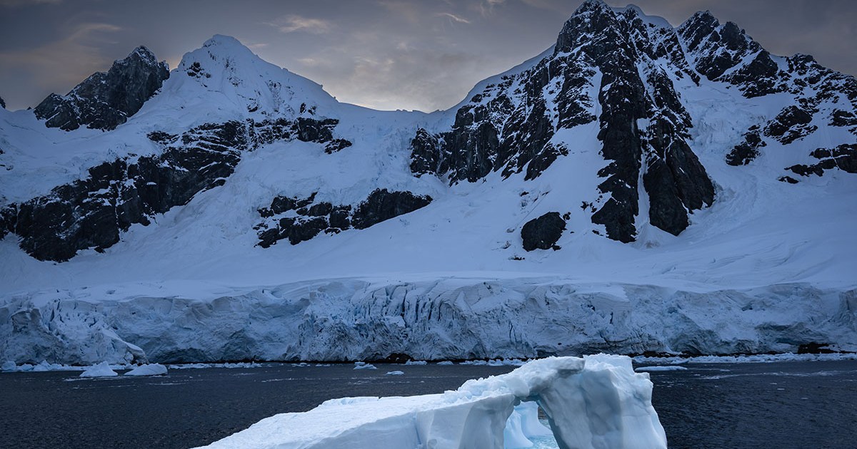 Loss of Antarctic ice ‘may need centuries’ to recover