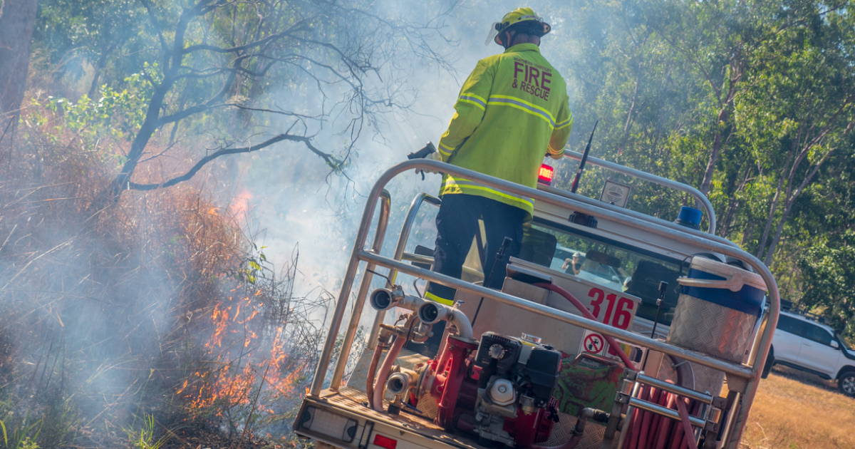 NT firefighters told to expect no rest as crisis looms