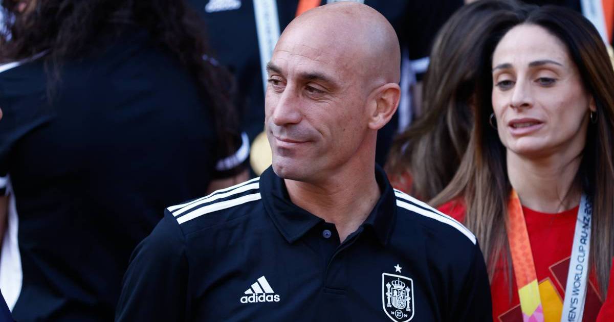 Spain soccer chief Luis Rubiales announces resignation