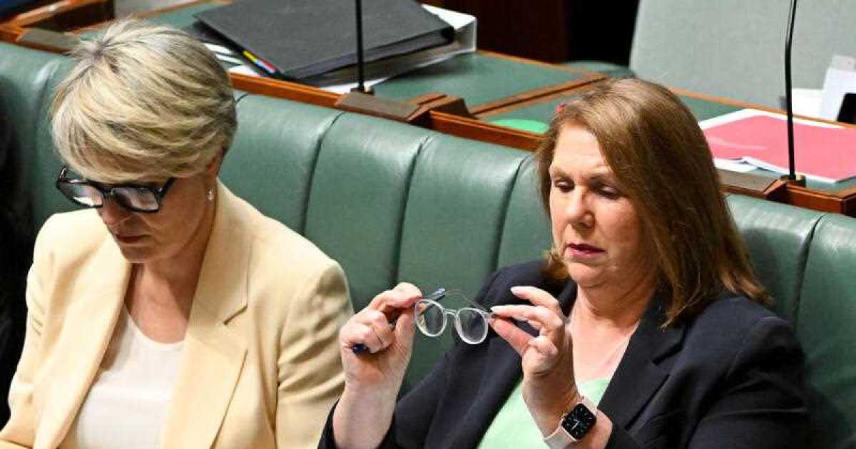 Straight answers elude Question Time 'shouting match'
