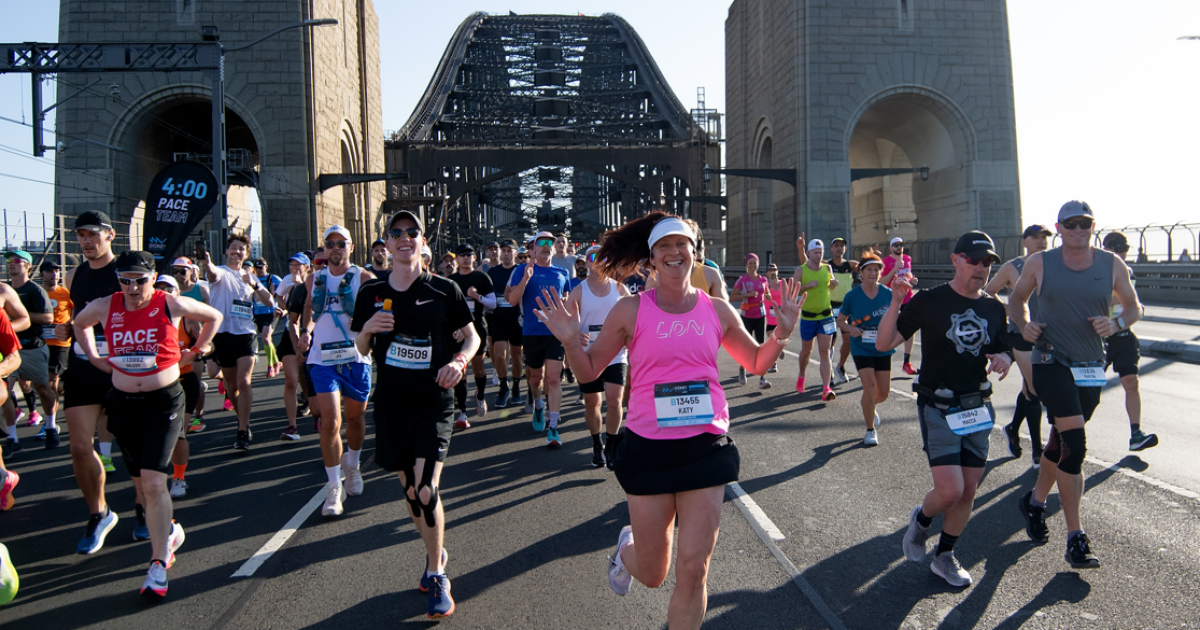 Record marathon field hits streets of Sydney