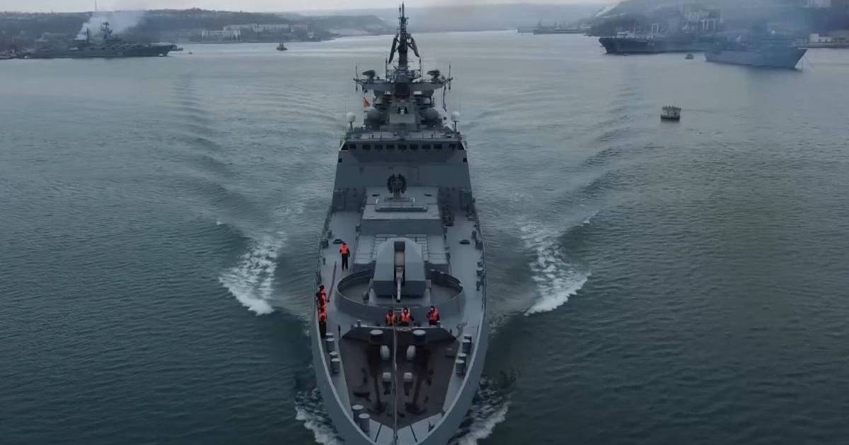 Ukraine attacks Russian Black Sea navy HQ in Crimea