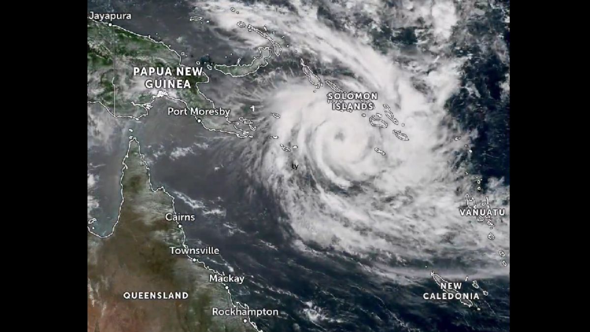Tropical Cyclone Jasper set to intensify off Queensland