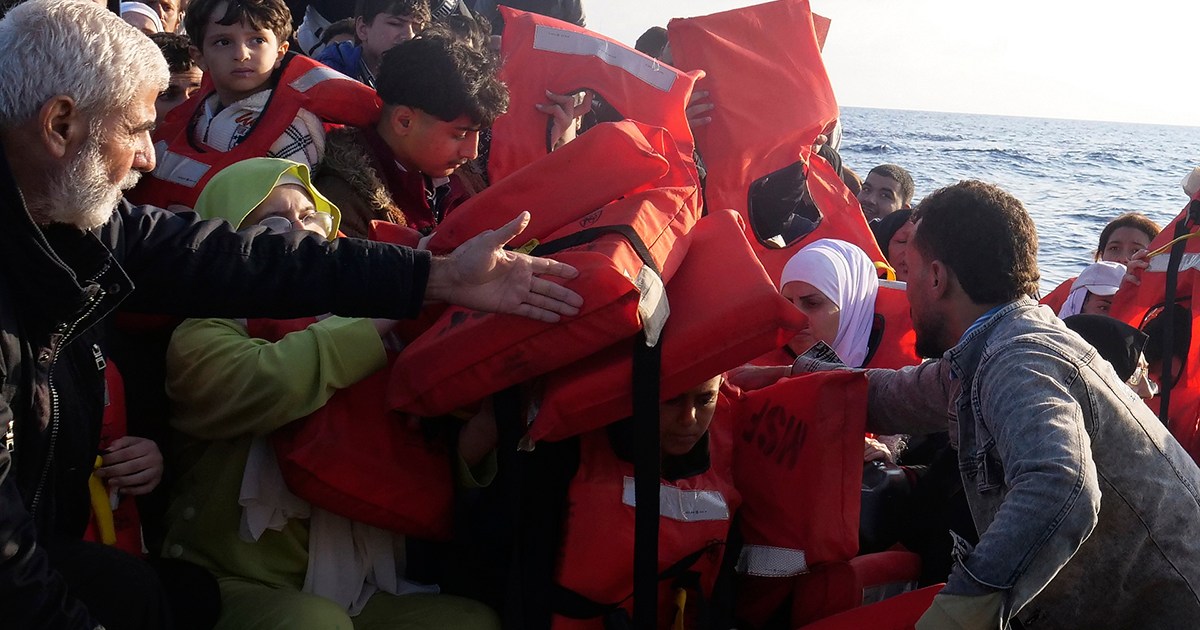 UN agency says 61 dead in migrants boat accident off Libya coast