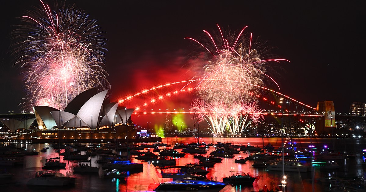 Crowds flocks to fireworks across nation to welcome in new year