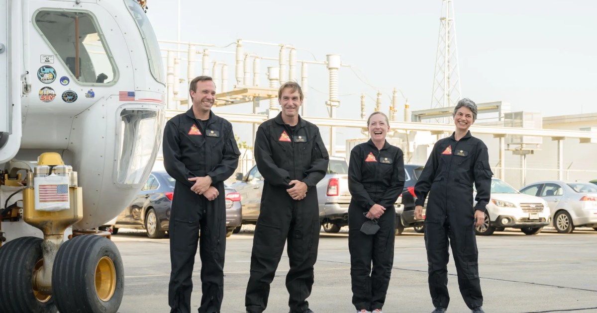 NASA recruiting astronauts for a Mars mission close to home