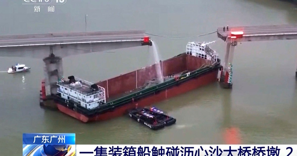 Five killed after barge hits bridge on Hongqili Waterway in China