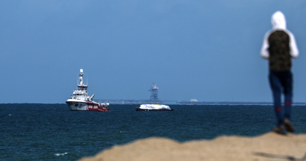 First relief ship reaches Gaza coast as Israel rejects Hamas truce