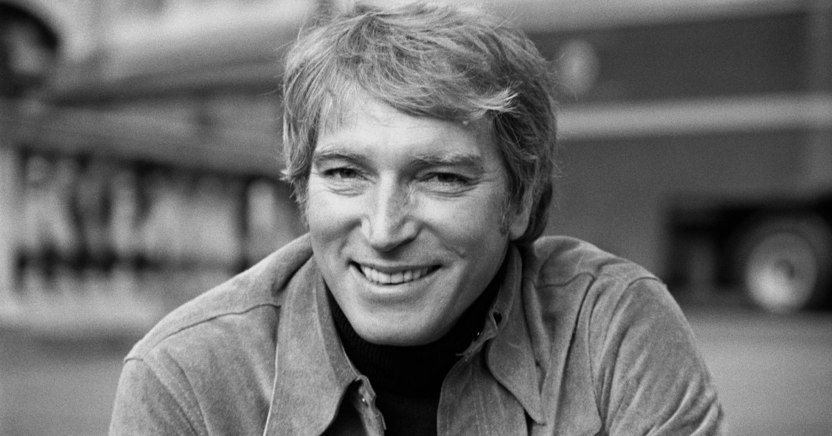 Australian music icon Frank Ifield dies at 86