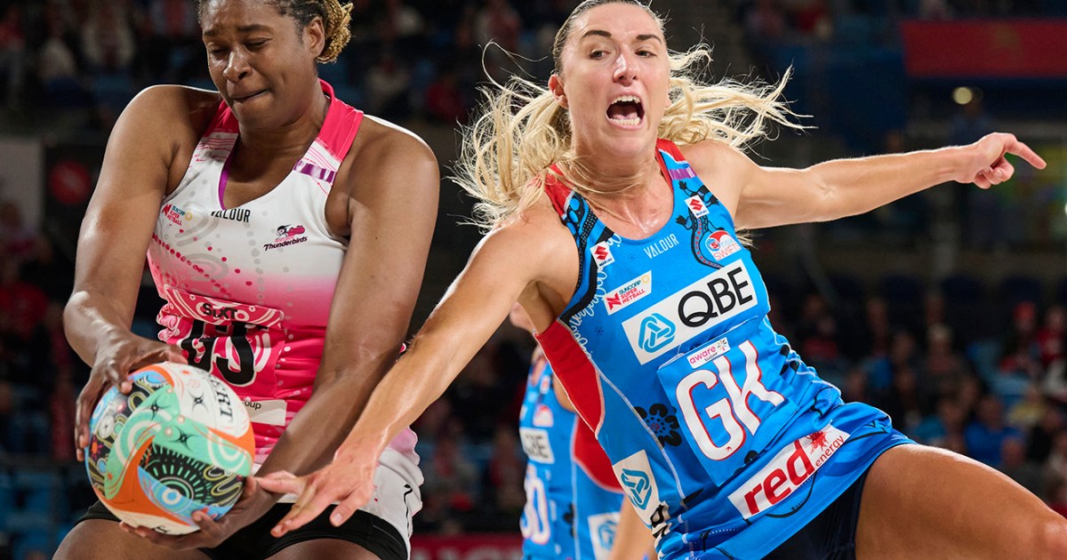 Adelaide Thunderbirds smash NSW Swifts to top Super Netball