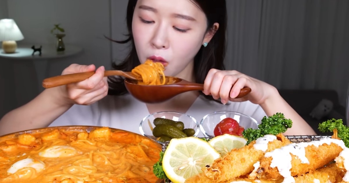 Mukbang: The viral, and potentially deadly, social media trend