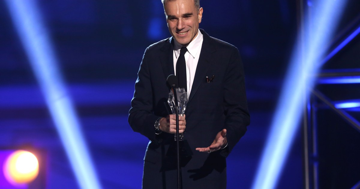 Record-breaking Oscar winner Daniel Day Lewis ends retirement
