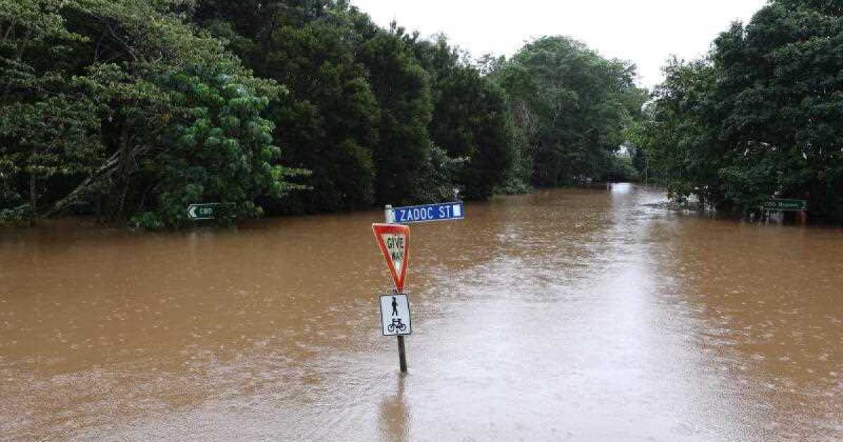 Flooding threat for region after cyclone packs punch