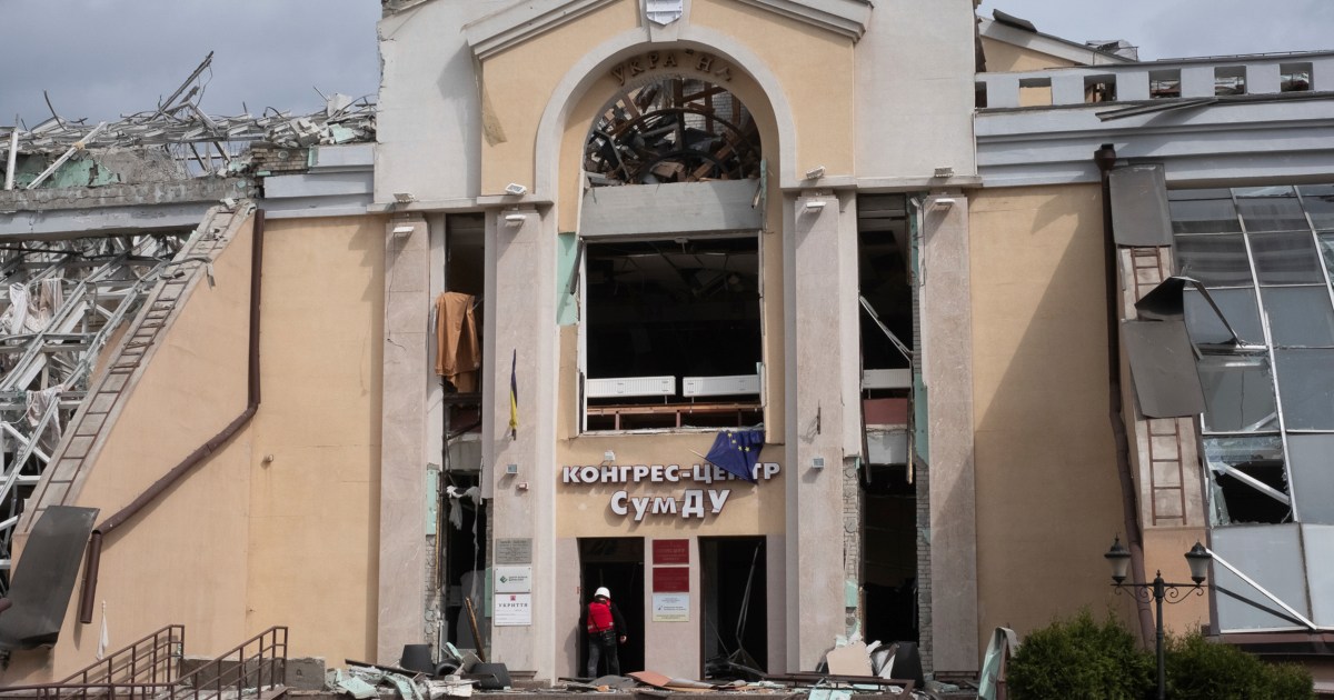 Missiles slam into heart of northern Ukraine city