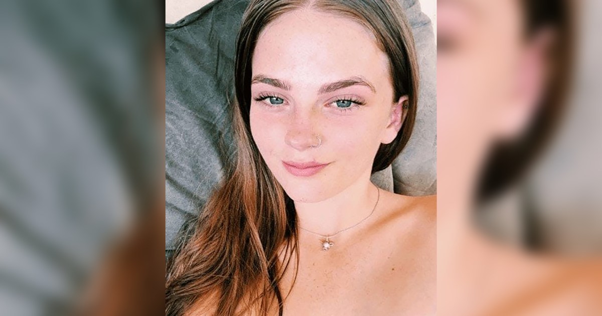 Girl vanishes after missing flight