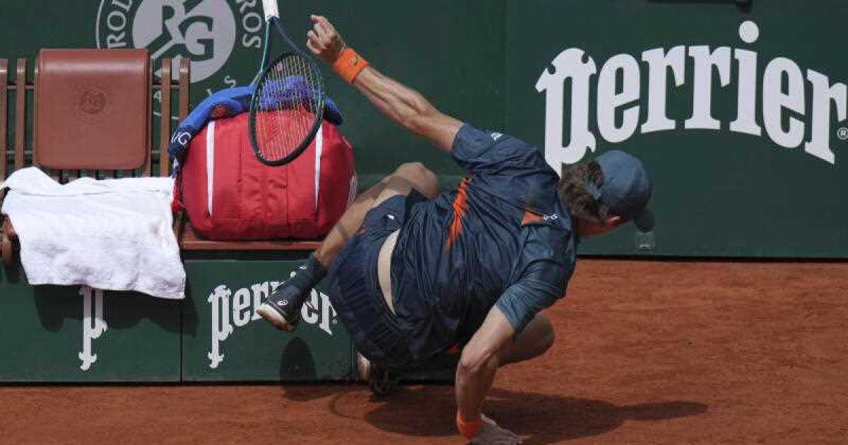 'Burnt out' Demon shattered by French Open collapse