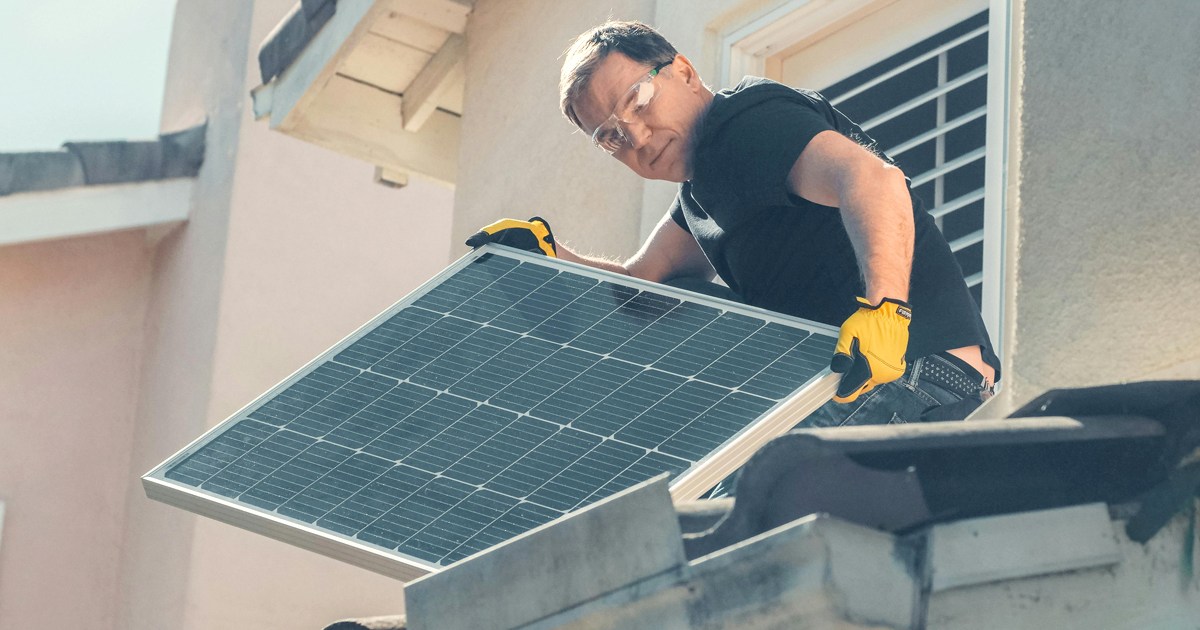 What new federal solar rebates mean – and how to cut power bills