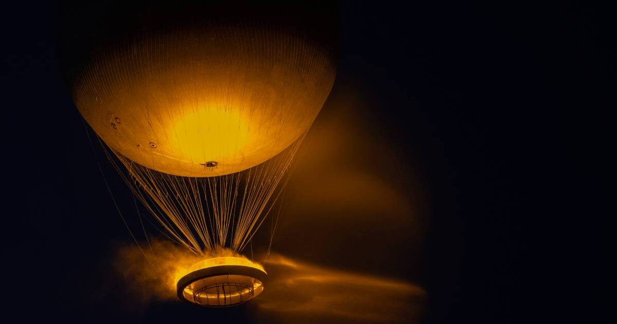 Arise again the iconic Paris Olympics balloon