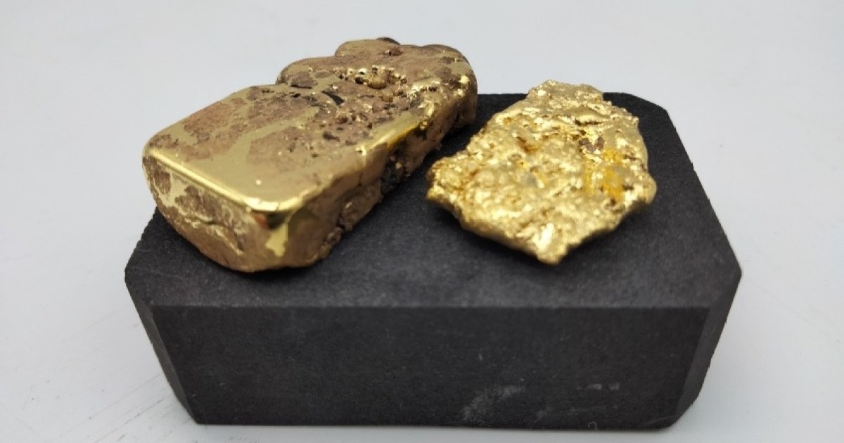 Australian team finds a better way to recover gold from e-waste