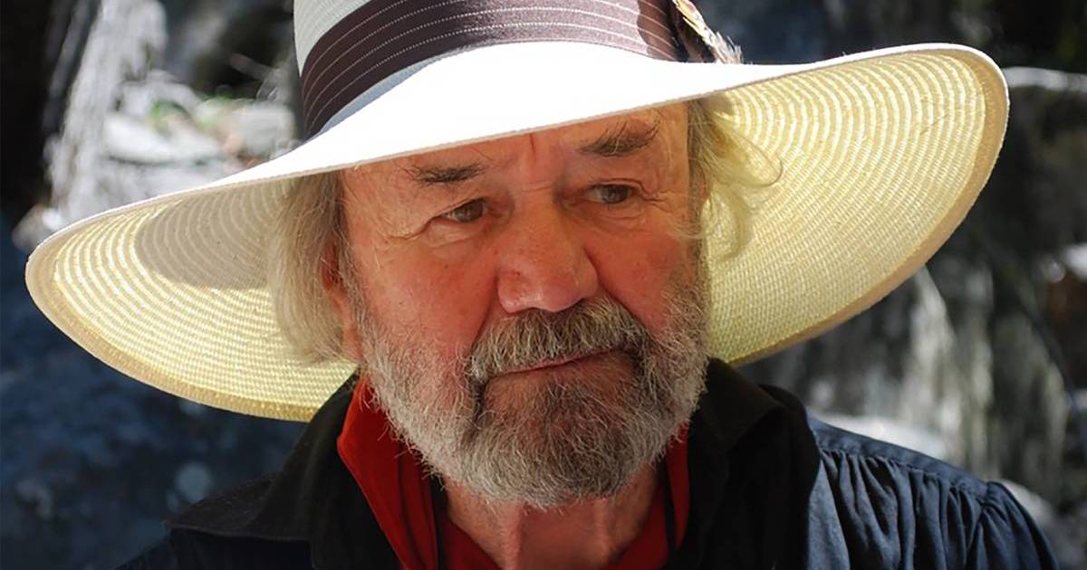 Pioneering TV chef Peter Russell-Clarke dies