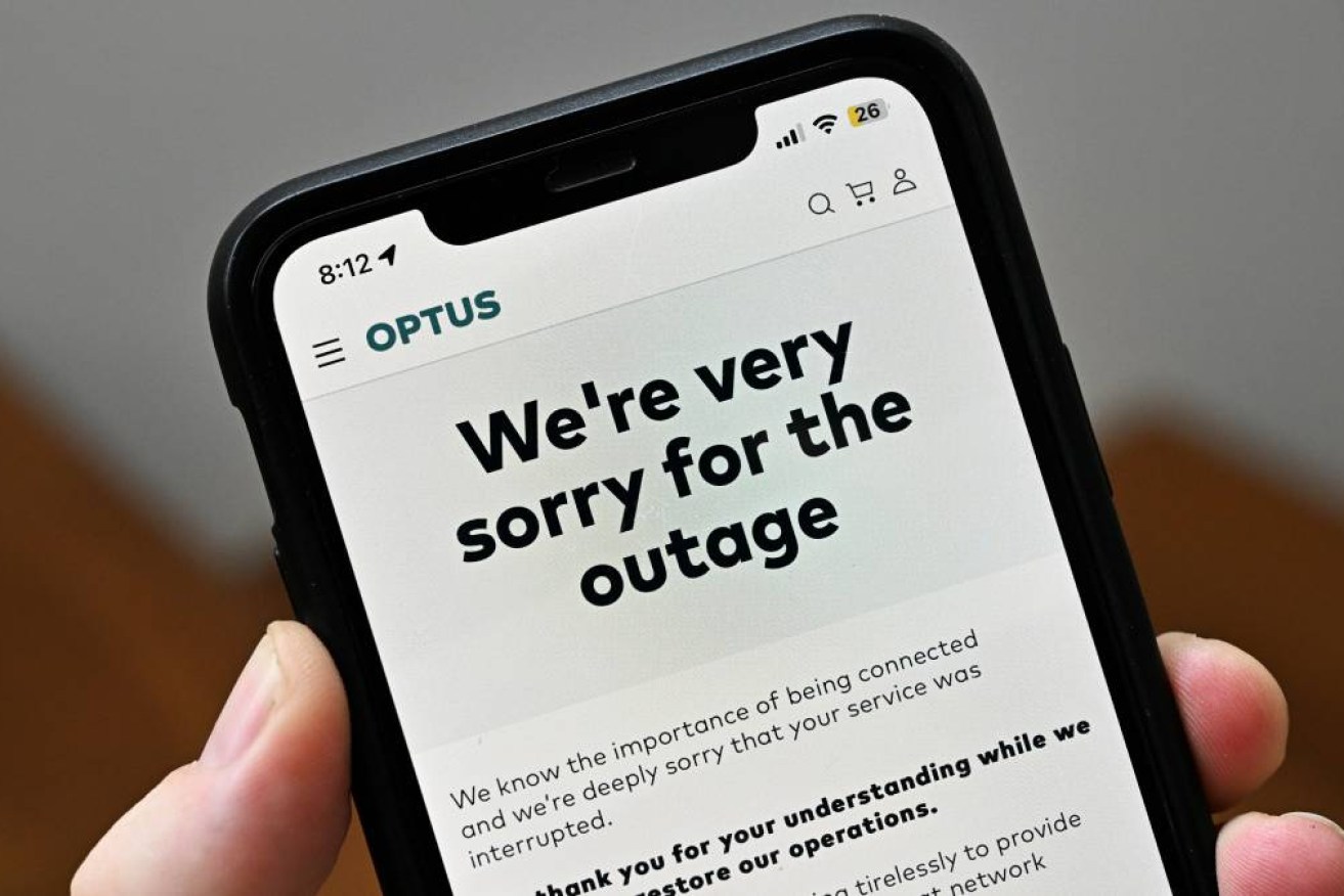 Vandals blamed for latest Optus triple-zero outage