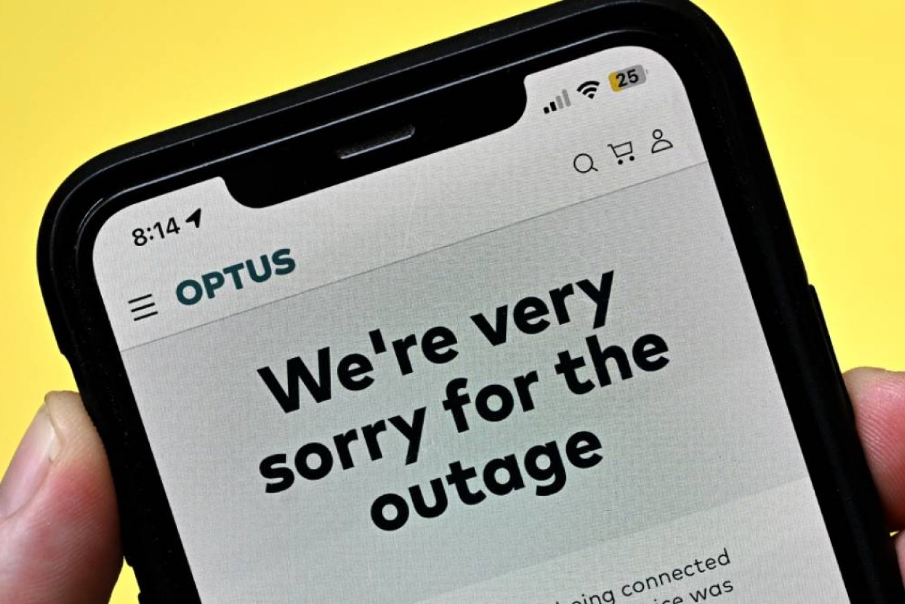 Scale of Optus triple-zero outage, deaths grows