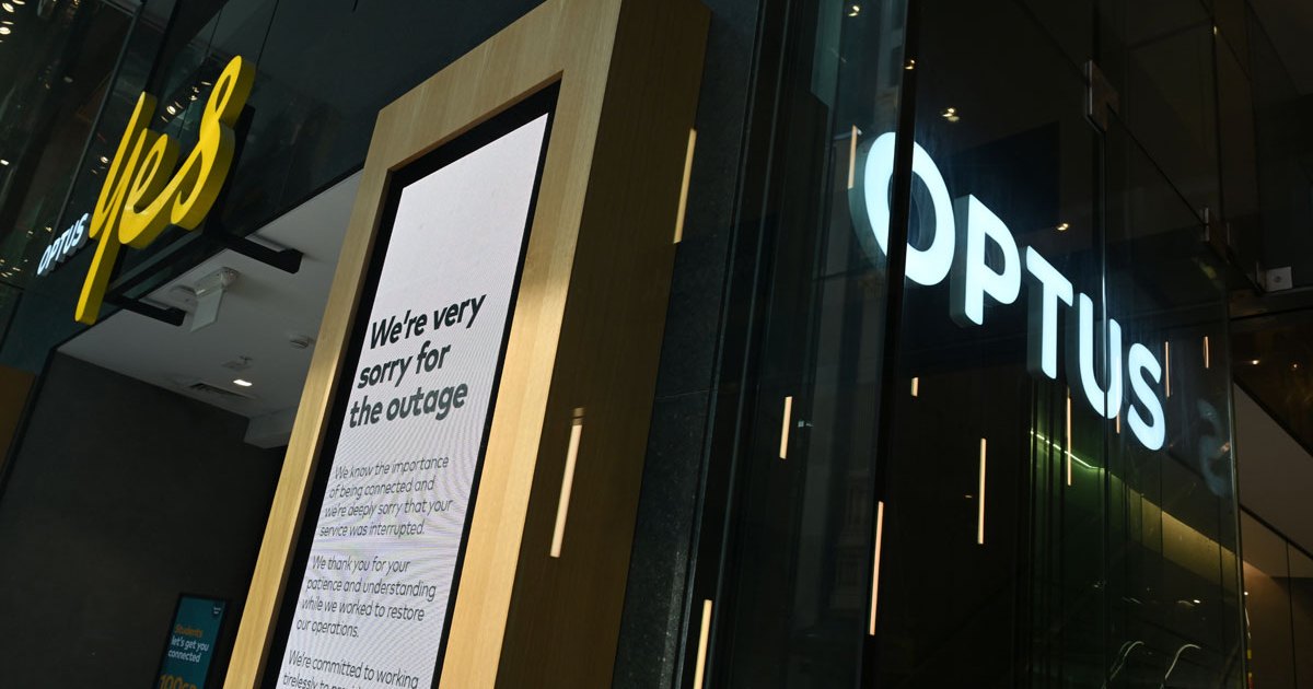 Optus appoints review chair after triple-zero disaster