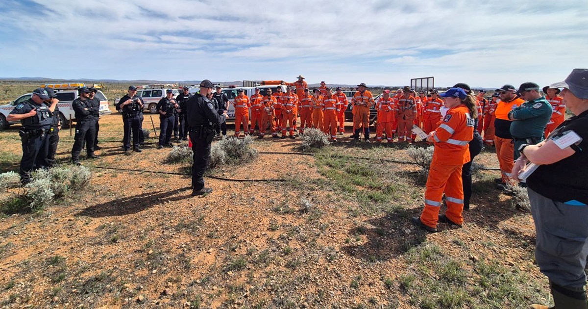 Army joins outback search for missing boy