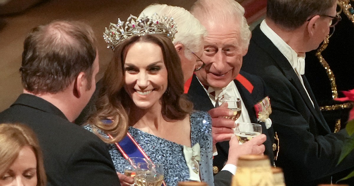Kate dazzles in 2600 diamonds at royal banquet