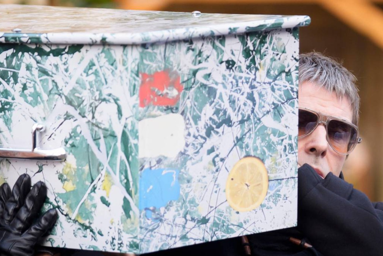 Star-studded farewell for Stone Roses Mani