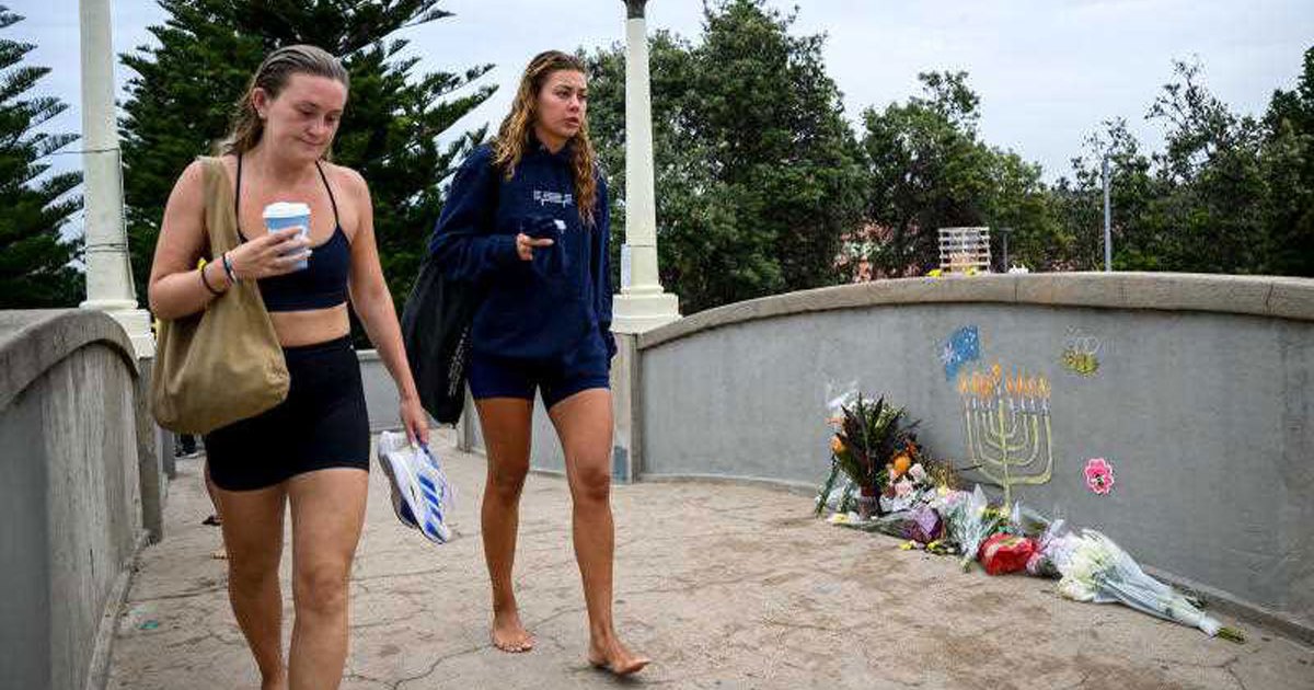Bondi terror attack footbridge's fate uncertain