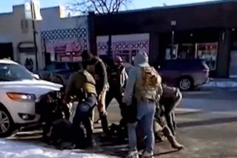 Right-wing media urge end to Trump's deadly ICE crackdown