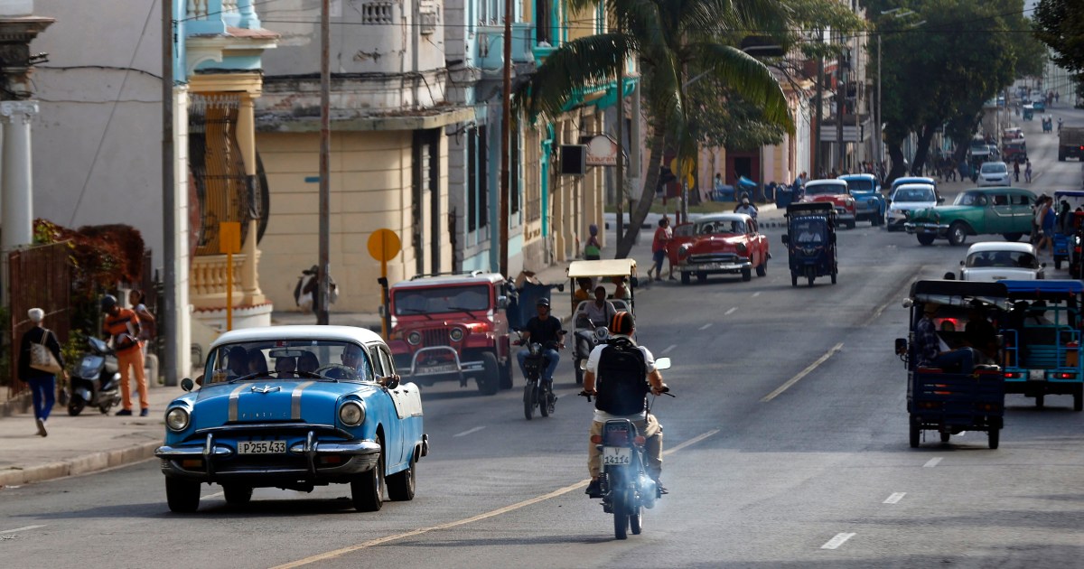 Cuba's electric grid collapses, millions without power
